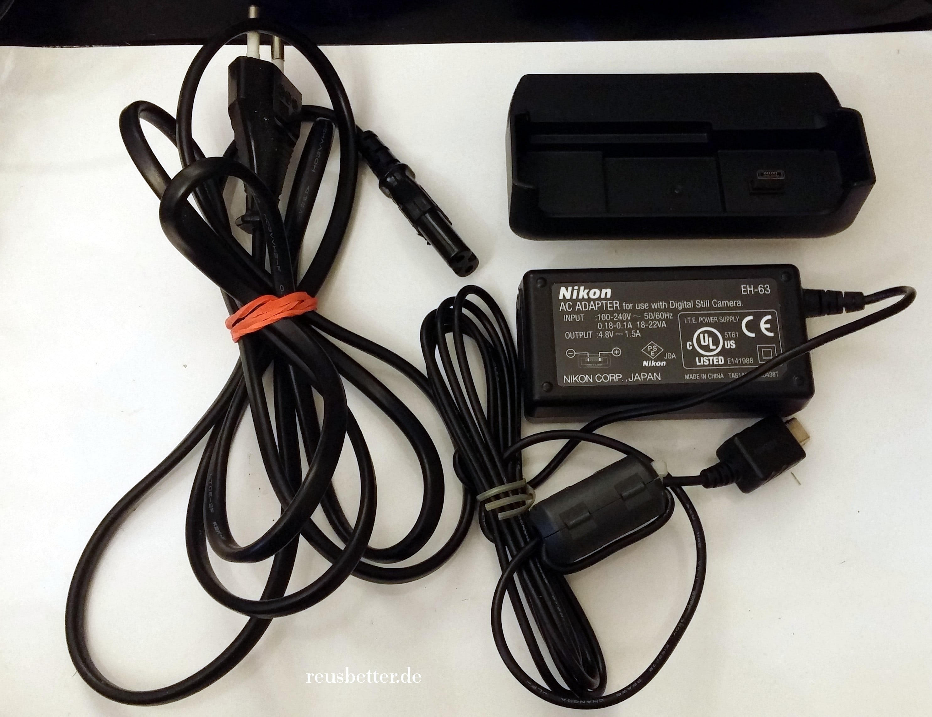 Nikon Cool-Station MV-12 plus Nikon AC Adapter EH-63